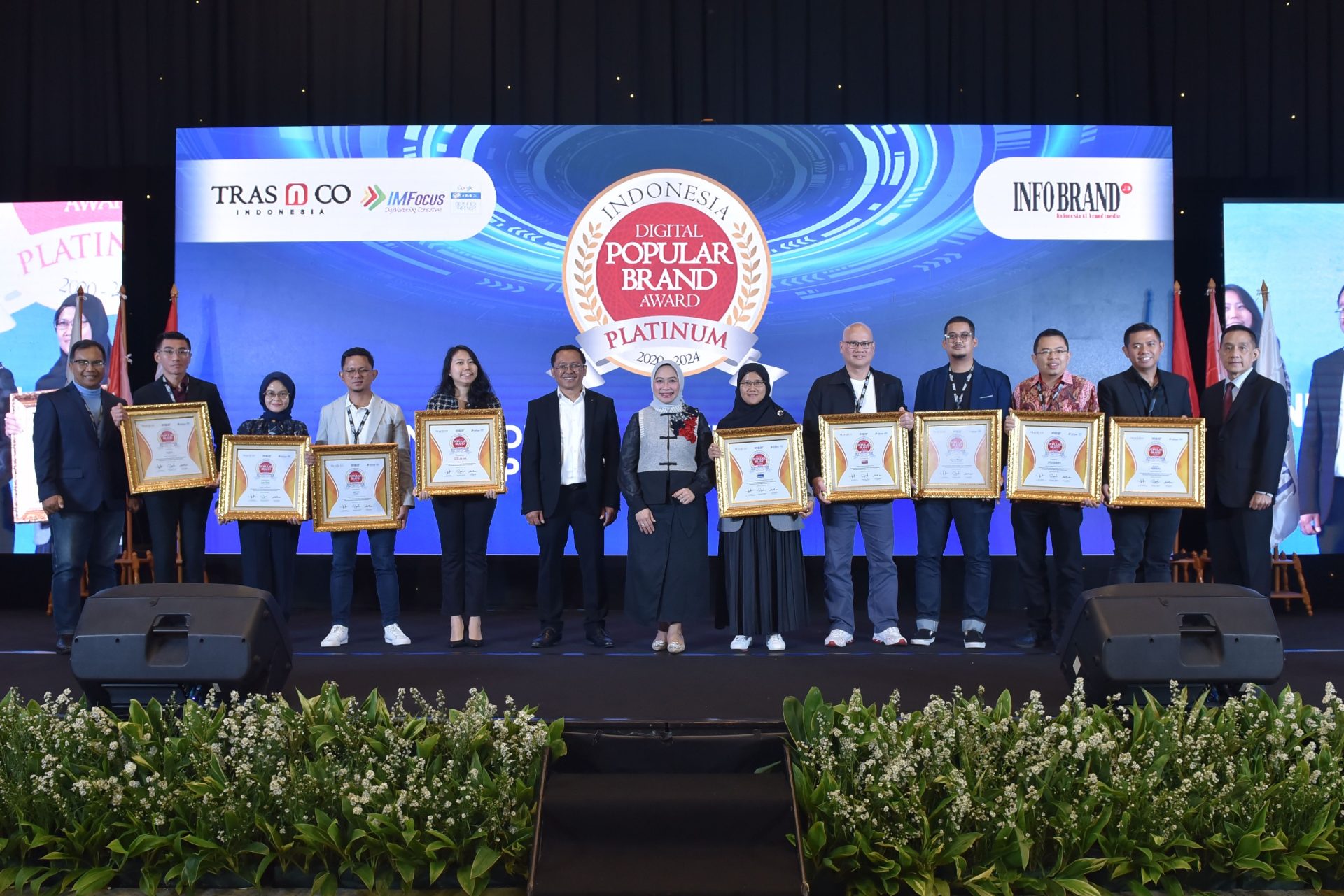 KFC dan GS Astra Raih Indonesia Digital Popular Brand Award Platinum ...